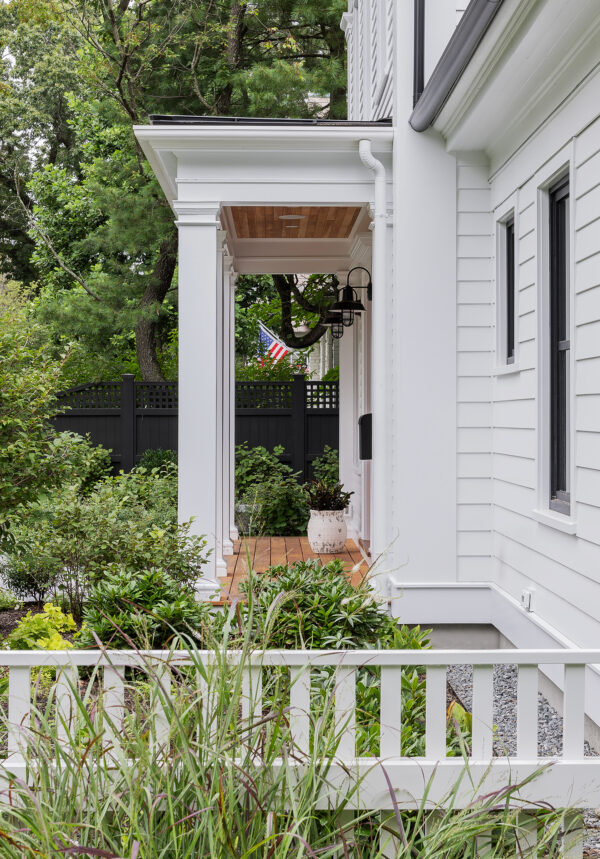 Side Court – ART Architects